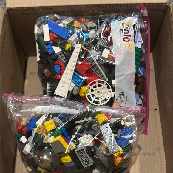 Lego | Toys | 45 Pounds Of Assorted Lego Bricks And Parts In Multiple ...